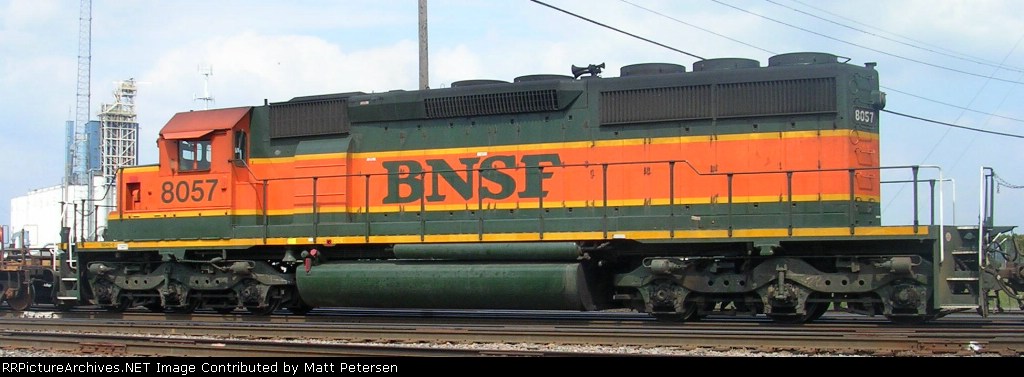 BNSF 8057